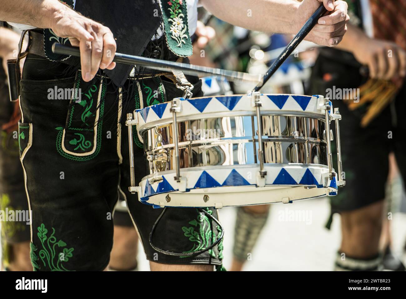 Traditional traditional costume parade, Garmisch-Partenkirchen ...