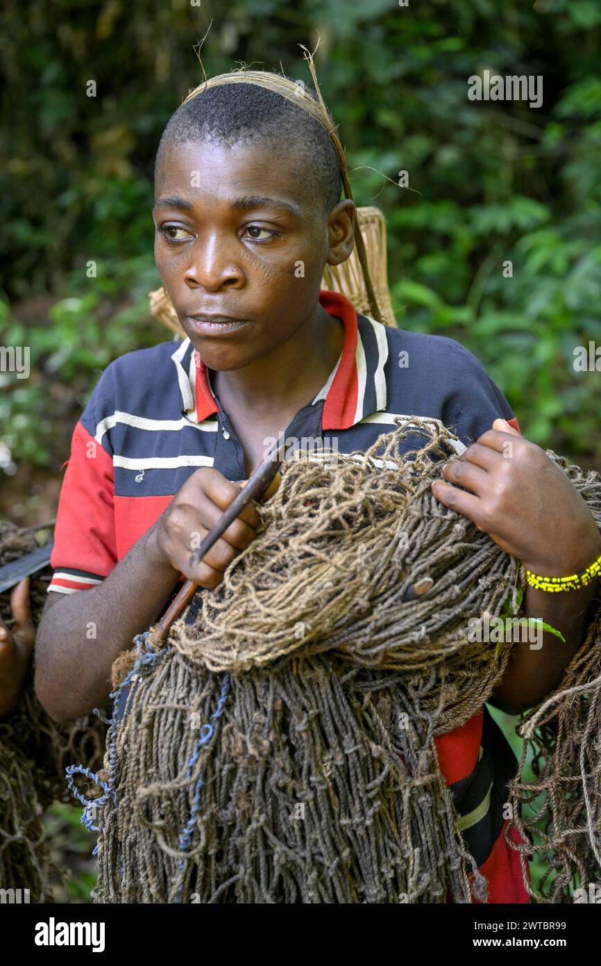 Central africa republic hunting hi-res stock photography and images - Alamy