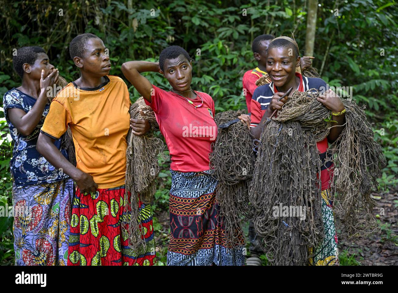 Baka pygmy woman hi-res stock photography and images - Alamy