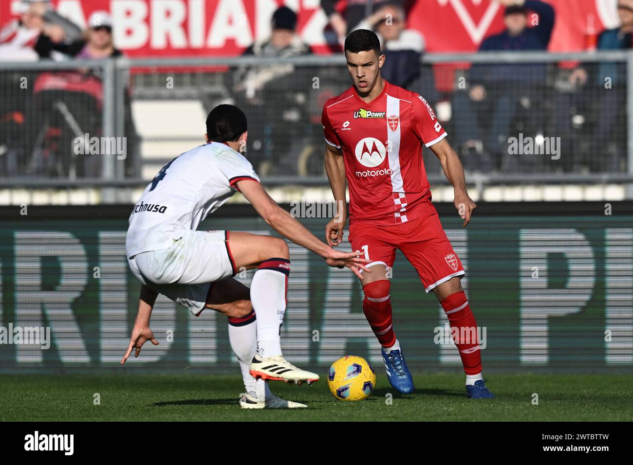 Valentin Carboni (Monza)Alberto Dossena (Cagliari) during the Italian ...