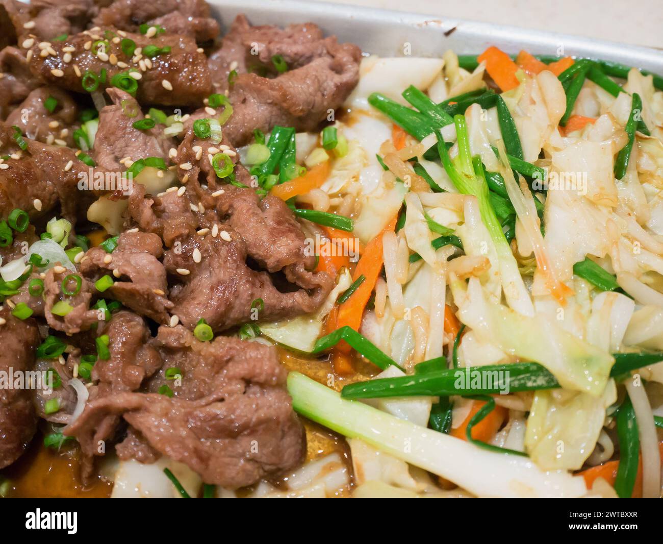 Beef vegetables teppanyaki japanese hi-res stock photography and images ...