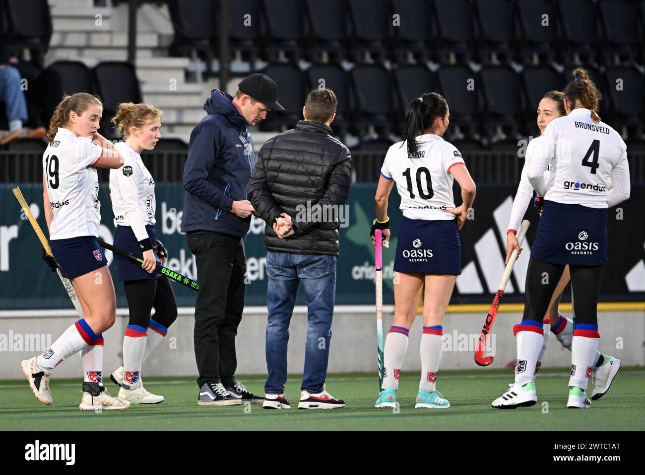 AMSTELVEEN - (3l) SCHC coach Lucas Judge during the Dutch Tulp ...
