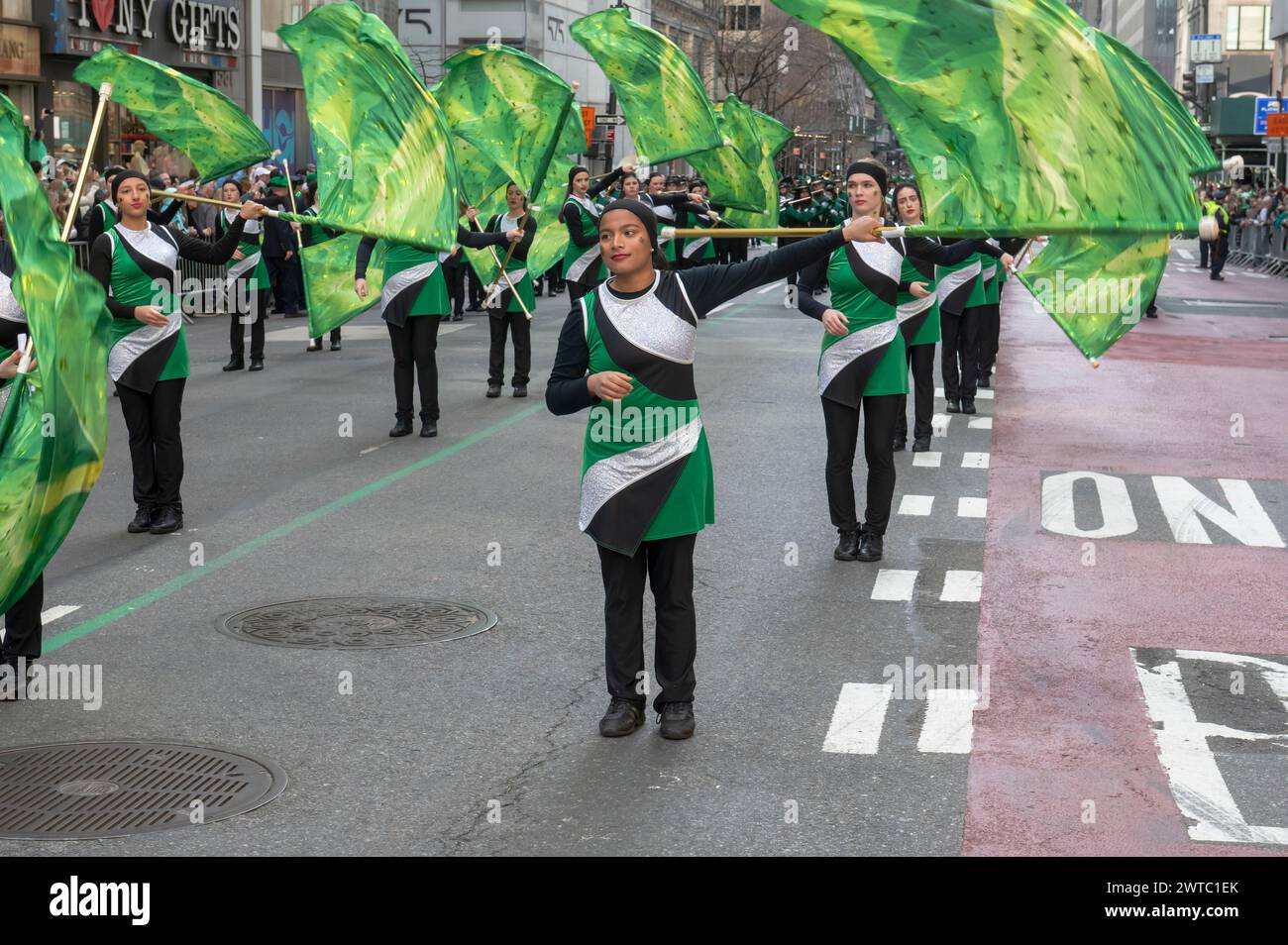 St patricks day 2024 marching band hi-res stock photography and images ...