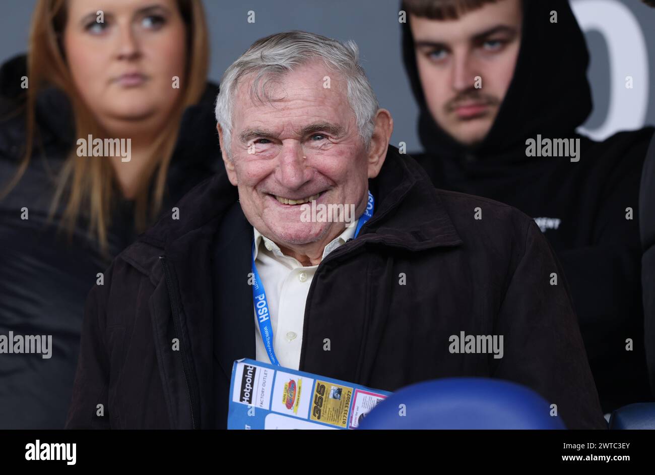 Portsmouth v luton town 2024 hi-res stock photography and images - Alamy