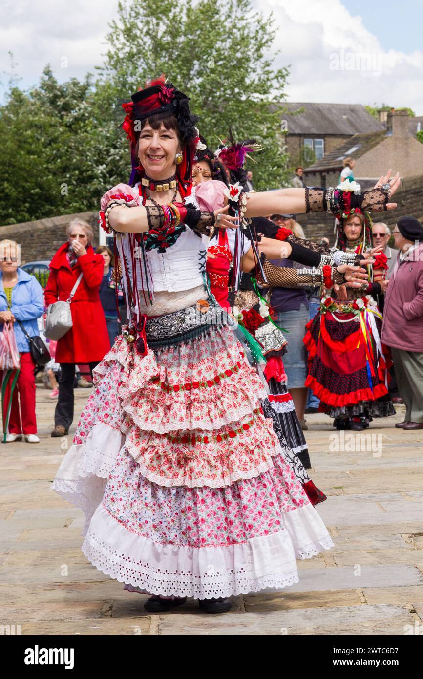 400 Roses and traditional dancing at the Skipton day of dance Stock ...