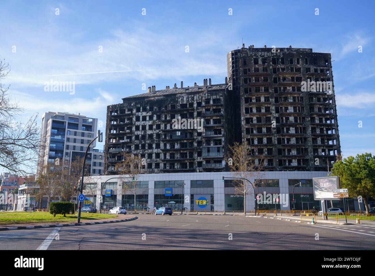 Building fire accident spain hi-res stock photography and images - Alamy