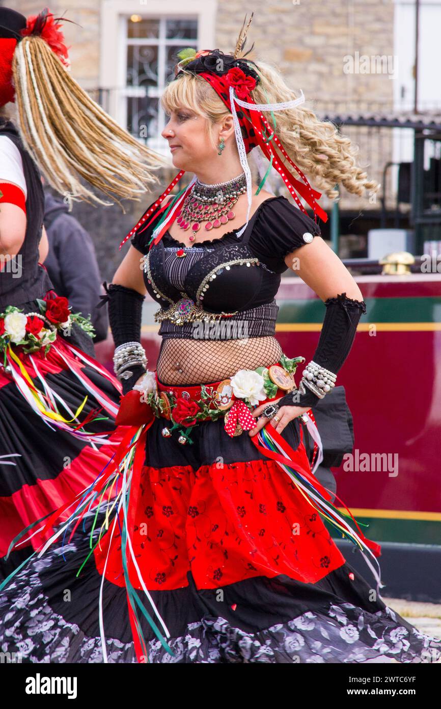 400 Roses and traditional dancing at the Skipton day of dance Stock ...