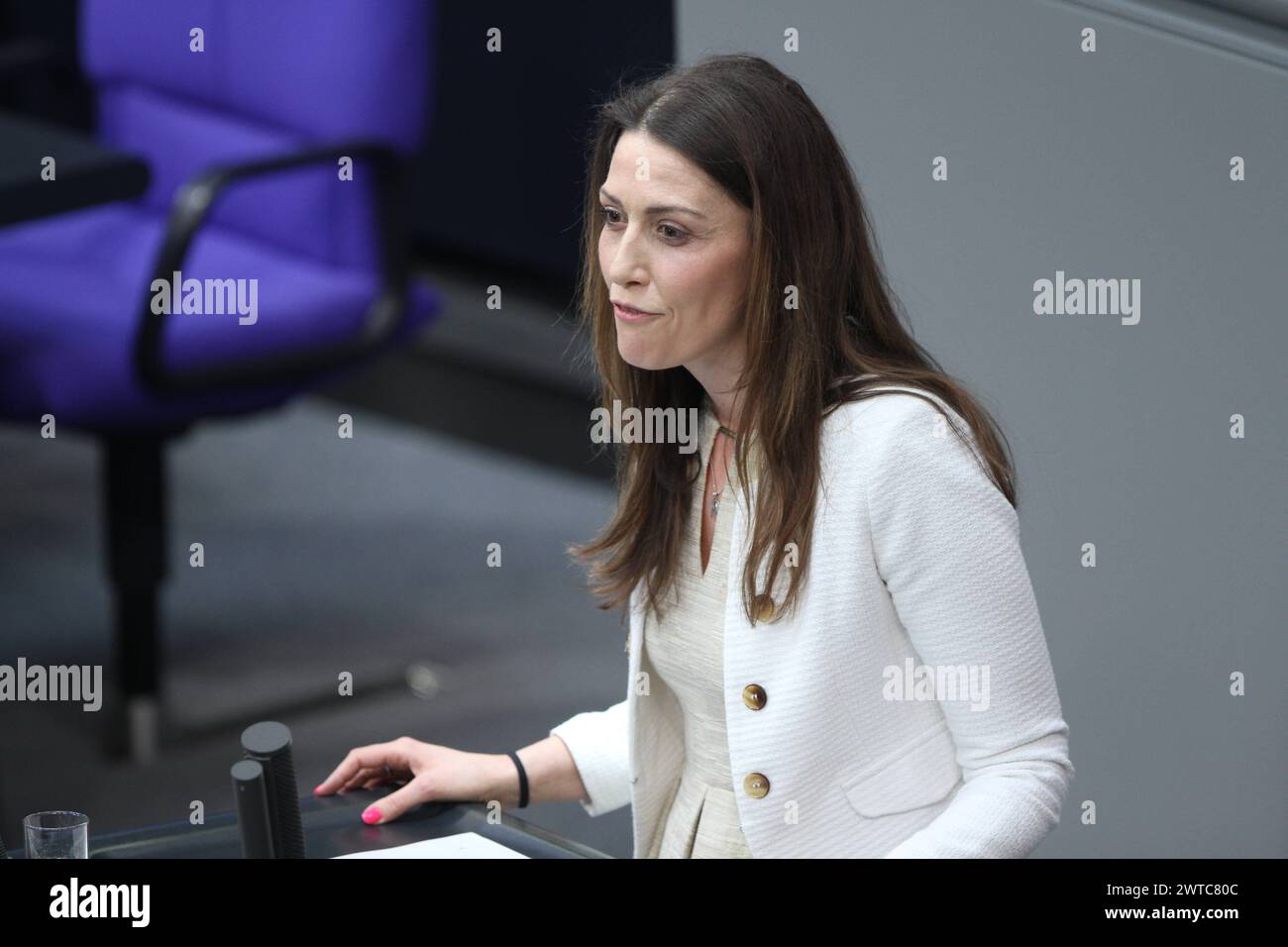 Nicole bauer hi-res stock photography and images - Alamy