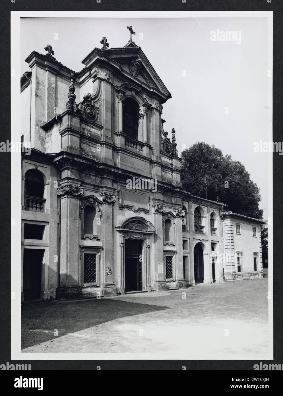 Lazio Viterbo Caprarola S. Teresa2. Hutzel, Max 1960-1990 Post-medieval: 17th century ...