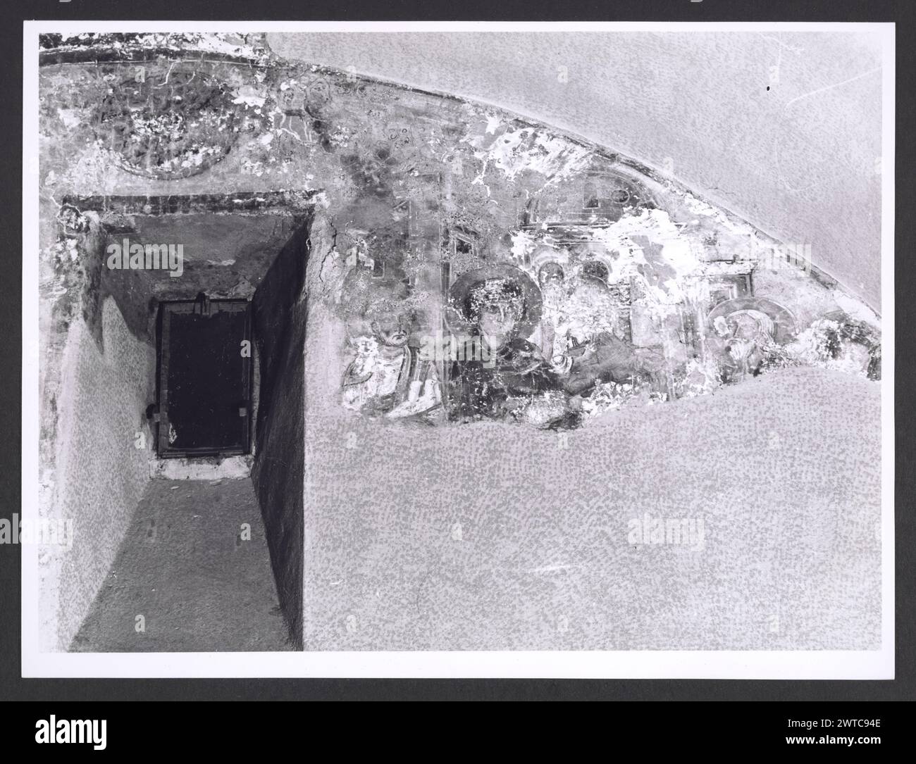 Cosmati pavement hi-res stock photography and images - Alamy