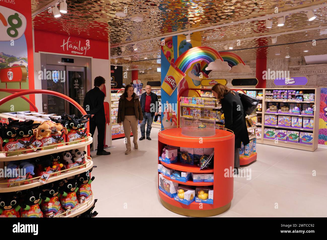 AN INTERNAL VIEW OF THE HAMLEYS TOY STORE LOCATED IN THE SORDI GALLERY ...