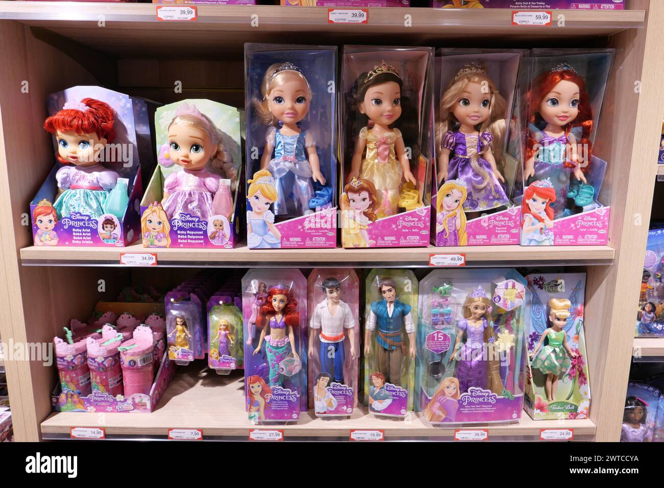 Disney store display hi-res stock photography and images - Alamy