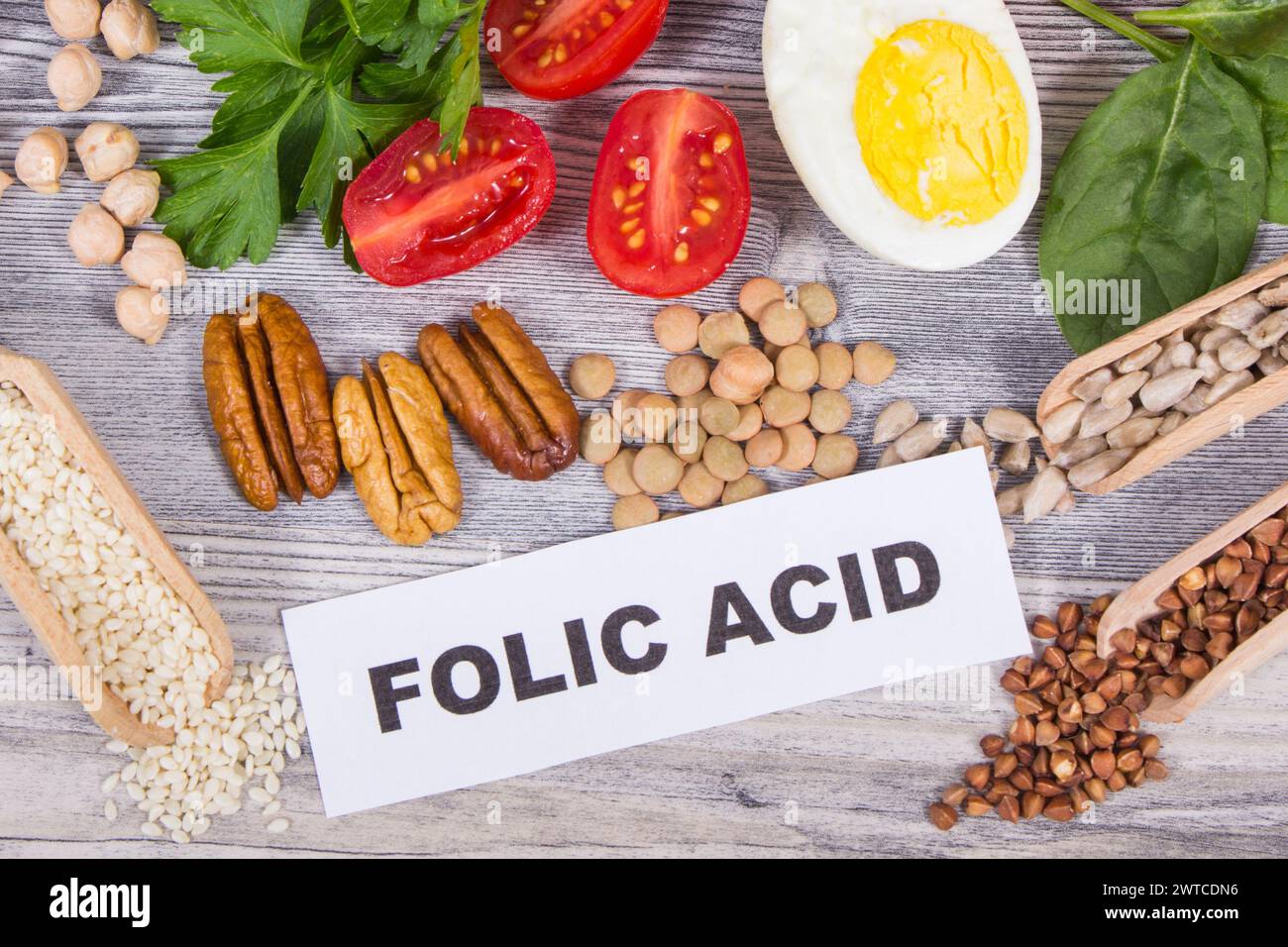 Food containing natural folic acid, dietary fiber and other vitamins or ...