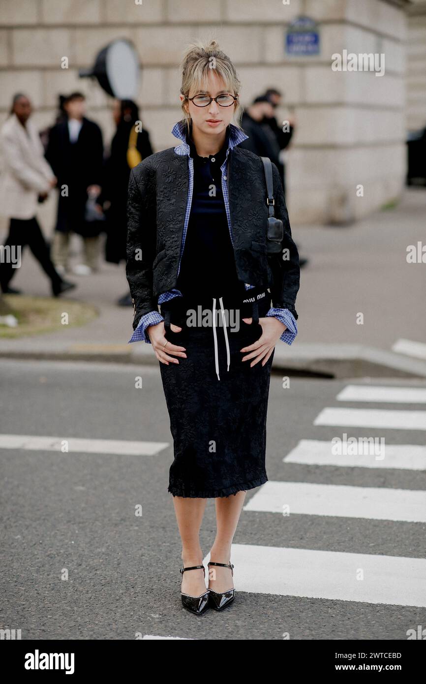Paris, France. 17th Mar, 2024. Street style, Izzi Poopi arriving at Miu ...