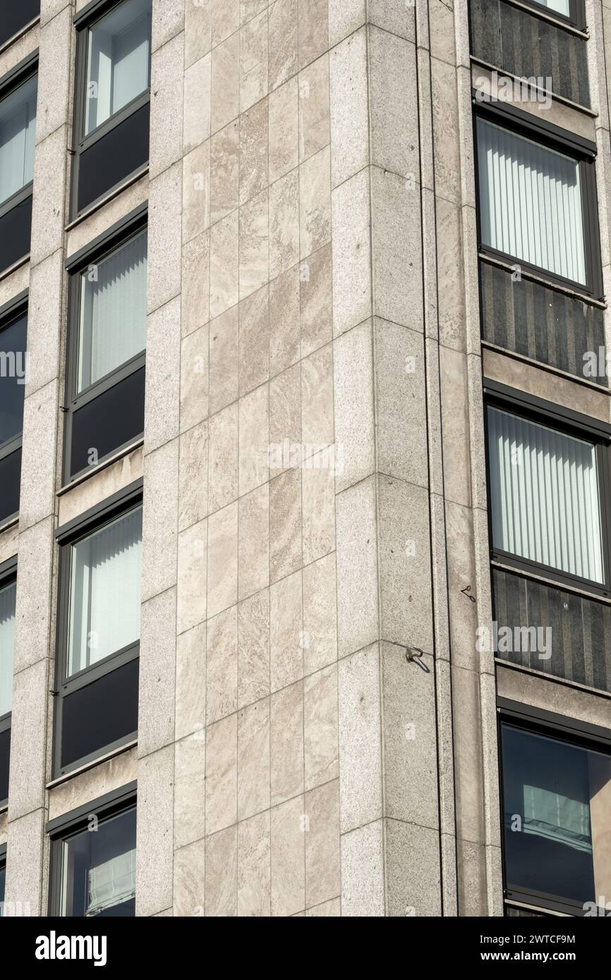 Building of the 50s hi-res stock photography and images - Alamy