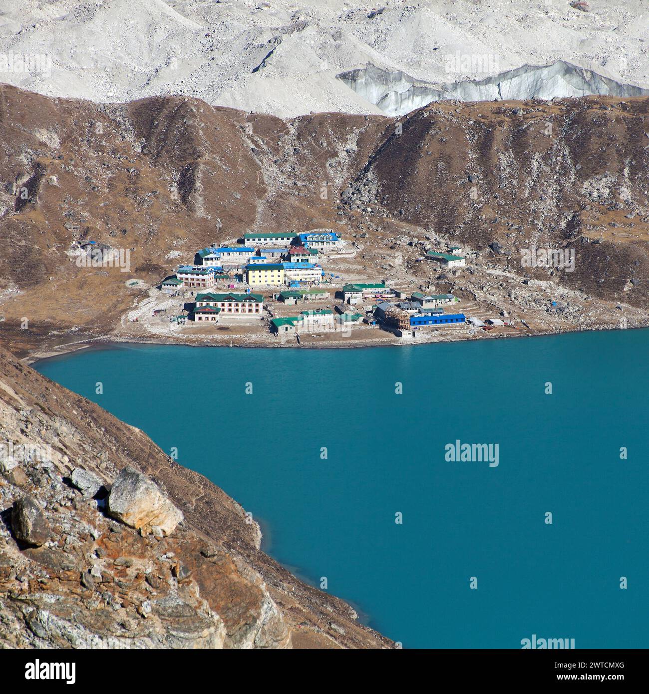 Dudh Pokhari Tso or Gokyo lake, Gokyo village, Ngozumba glacier, Khumbu ...