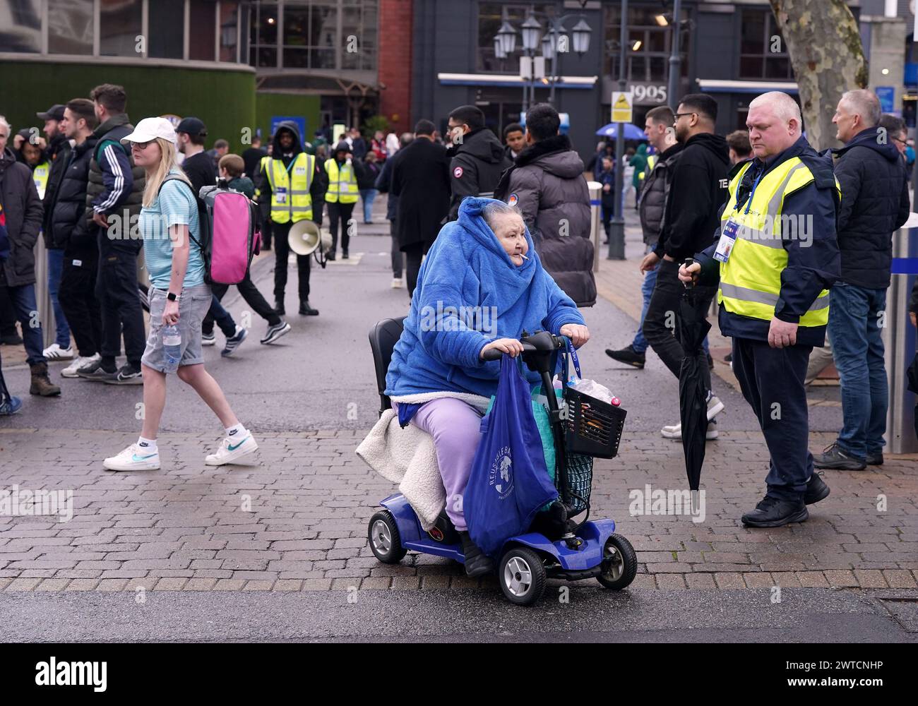 Chelsea fans ahead of the Emirates FA Cup quarter-final match at ...