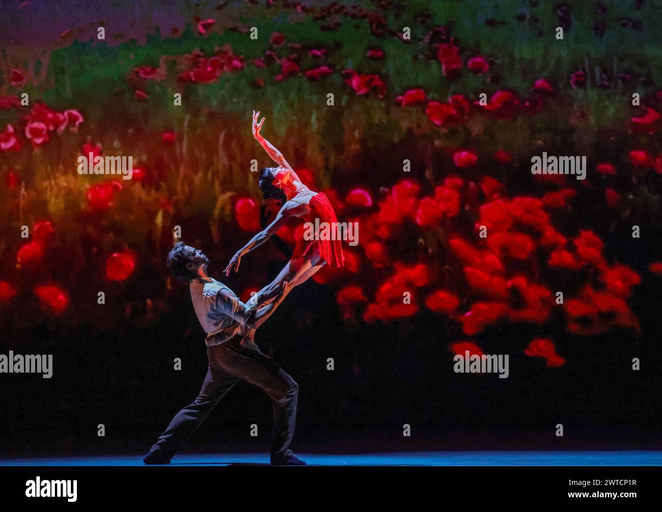 Ballet gala 2024 london coliseum hi-res stock photography and images ...