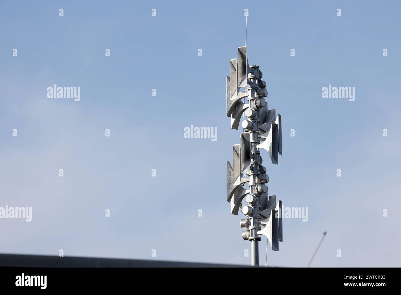 Eine Sirene auf einem Dach eines Hauses in der Siegener Oberstadt ...