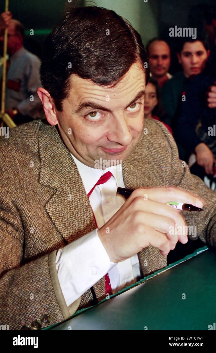 The British Comedian Rowan Atkinson doing an in store appearance as iMr ...