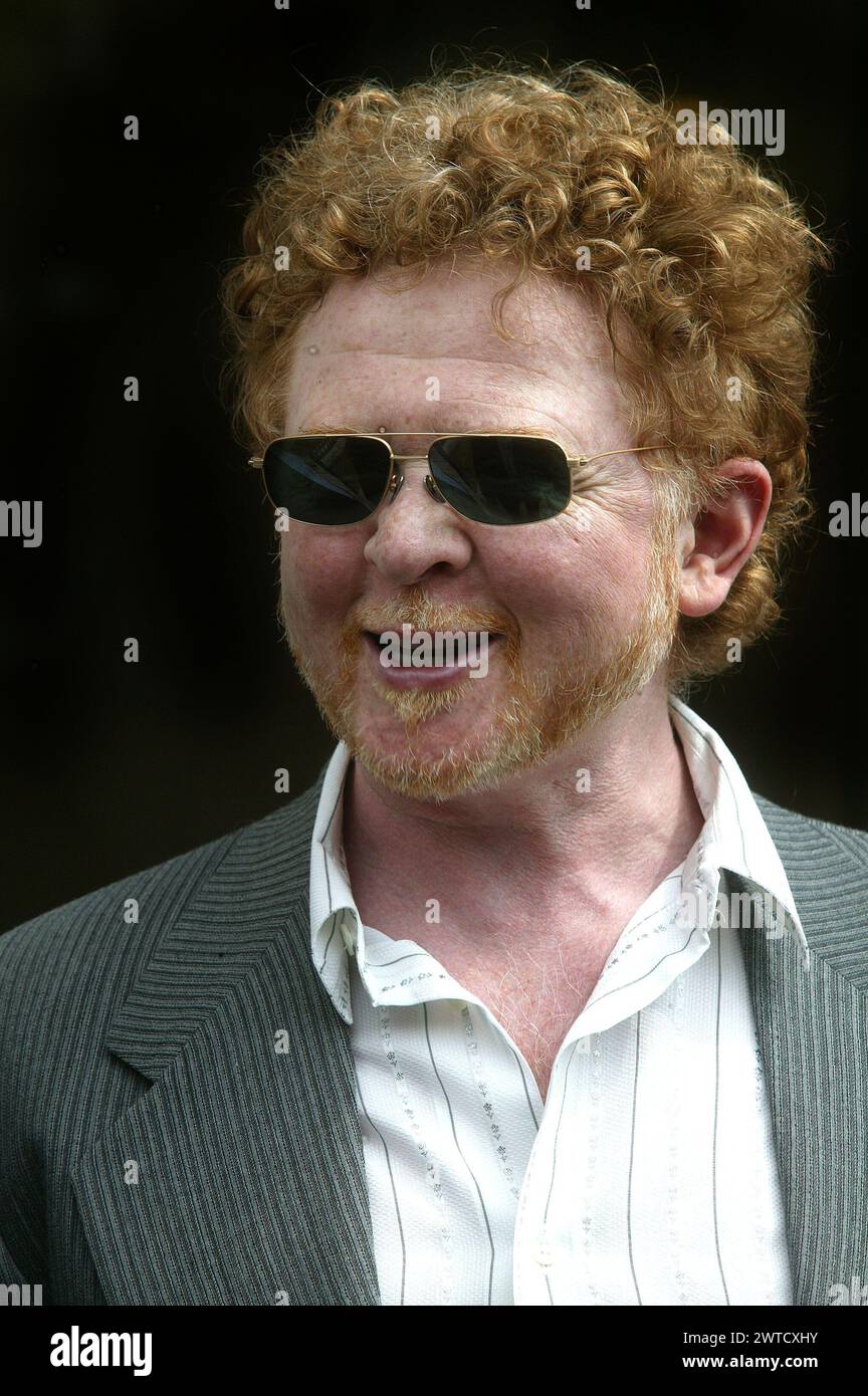 Frantic elevators hi-res stock photography and images - Alamy