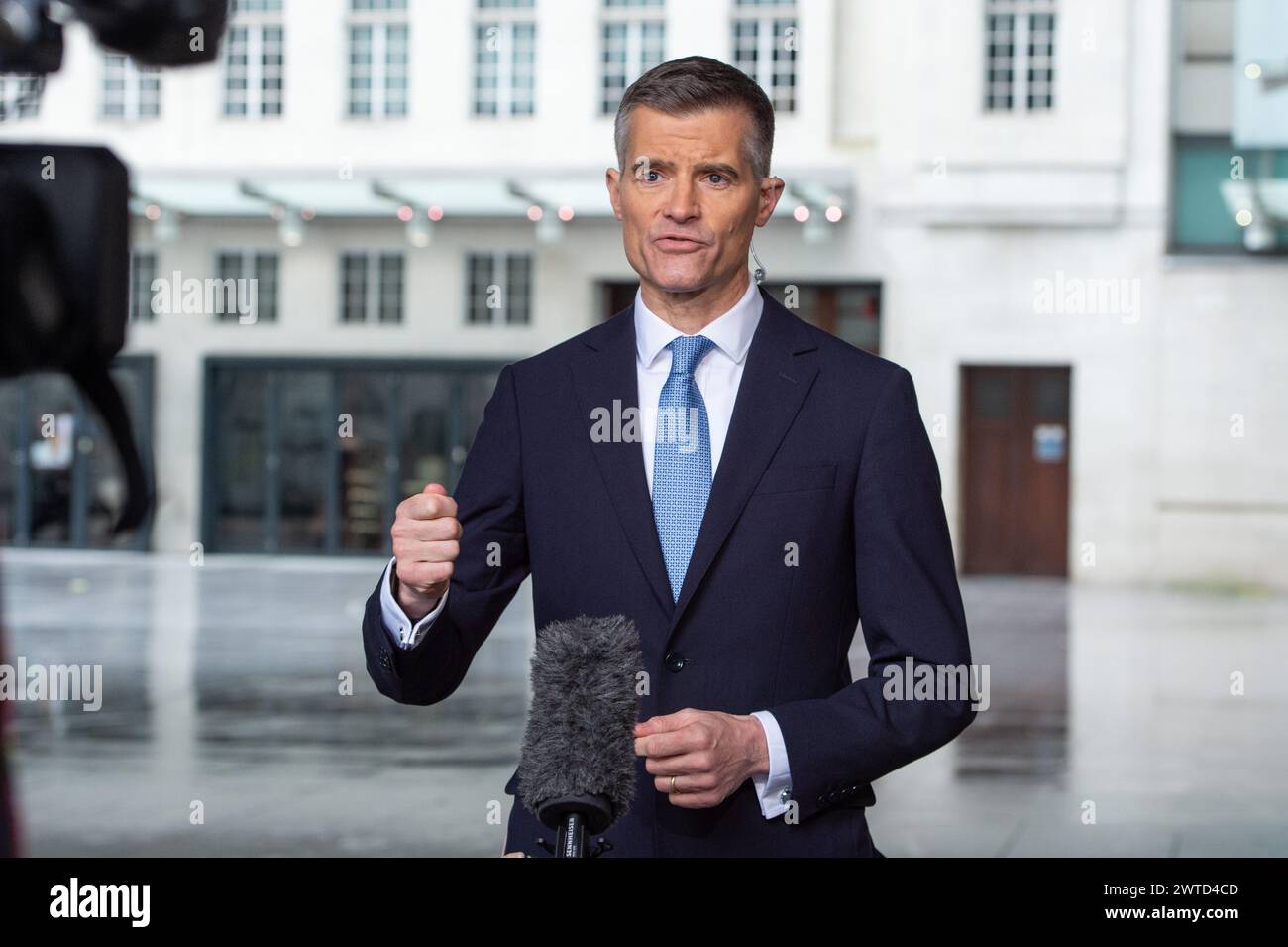 London, UK, 17th March 2024. Transport Secretary Mark Harper is spotted ...