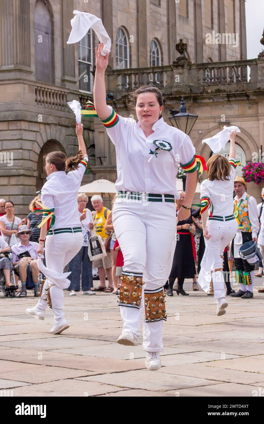 Windsor morris dancers hi-res stock photography and images - Alamy
