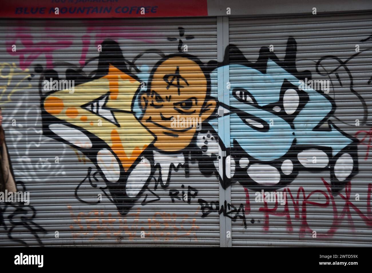 Graffiti artists work hi-res stock photography and images - Alamy