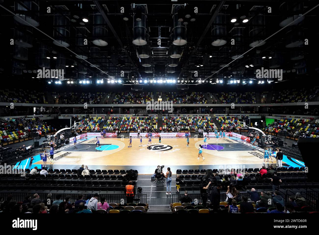 Womens bbl hi-res stock photography and images - Alamy