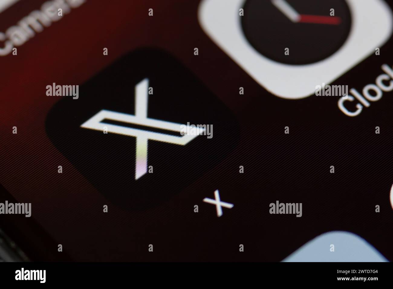 Twitter x logo hi-res stock photography and images - Alamy