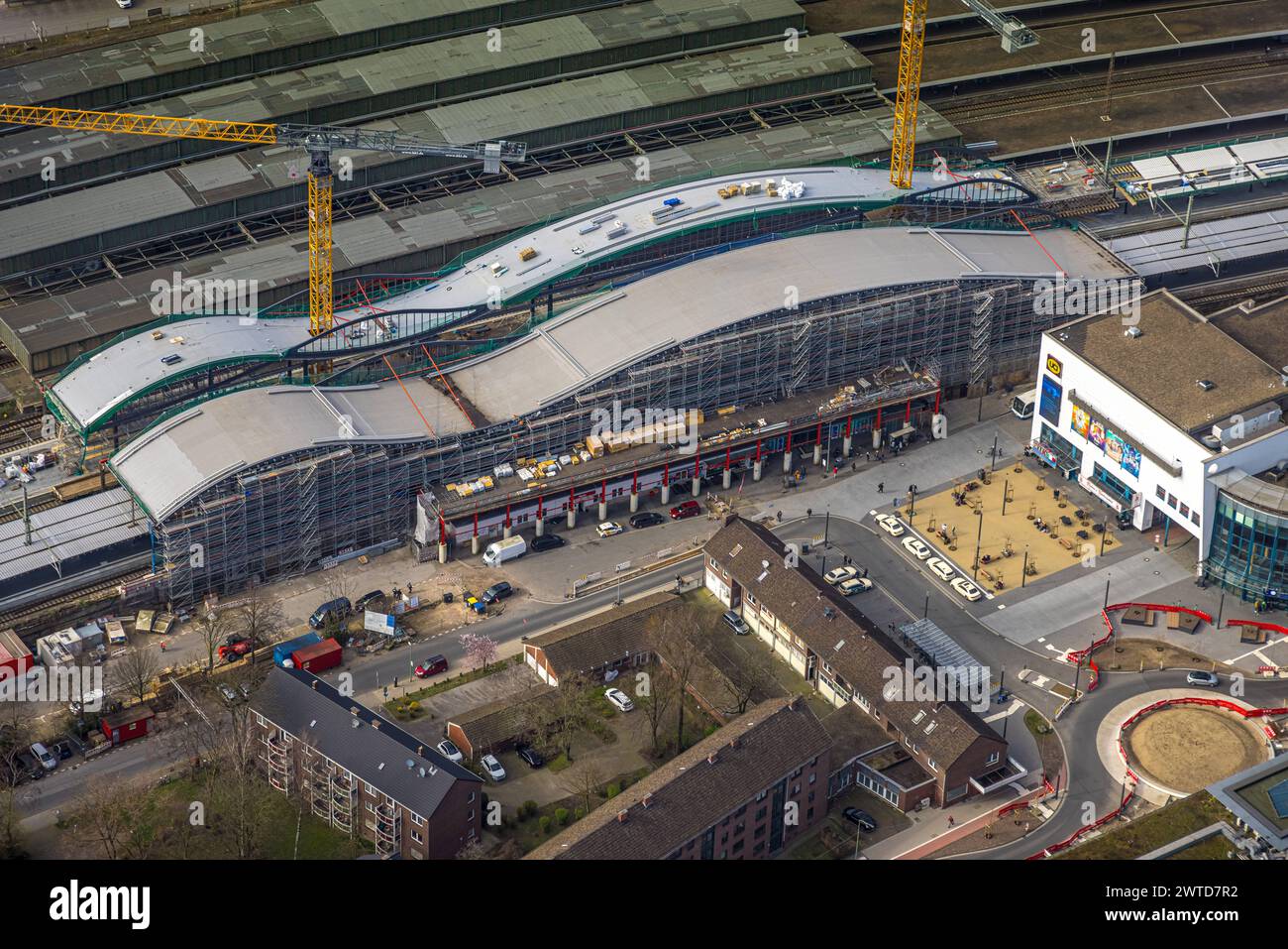Neuer hauptbahnhof hi-res stock photography and images - Alamy