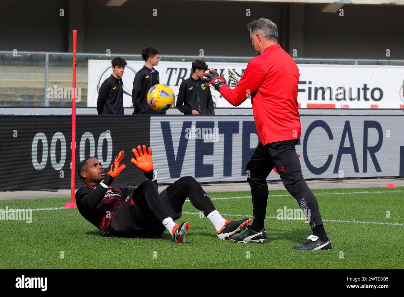Ac milan pre match 2023 hi-res stock photography and images - Alamy