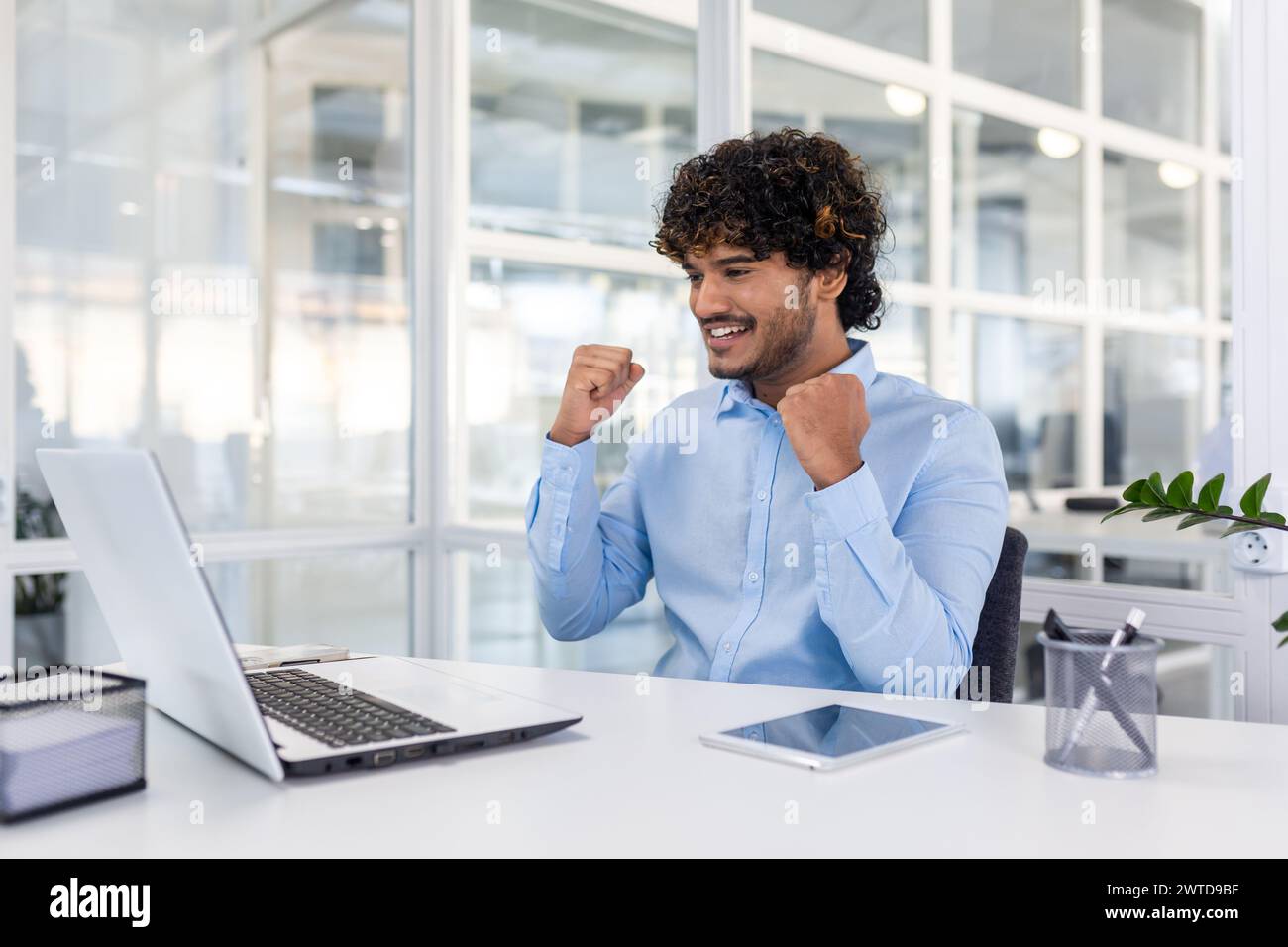 Moment of triumph hi-res stock photography and images - Alamy