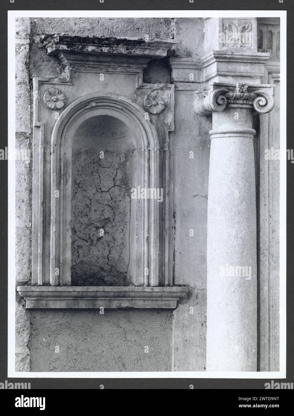 Abruzzo L'Aquila Calascio Rocca Calascio. Hutzel, Max 1960-1990 ...