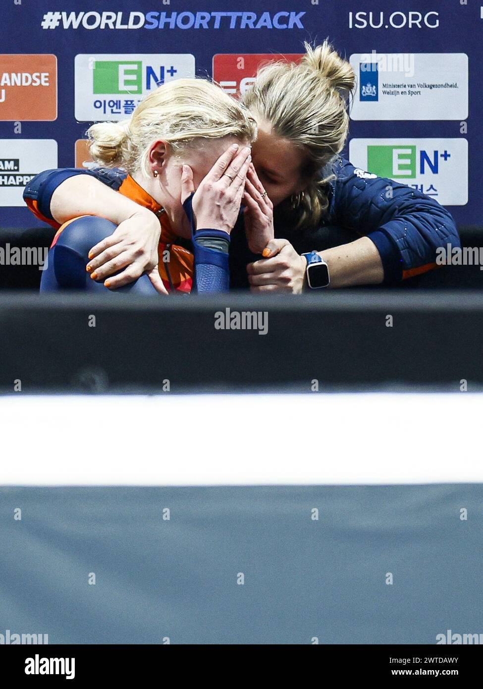ROTTERDAM - Xandra Velzeboer (NED) during the semi-final 1000 meters ...