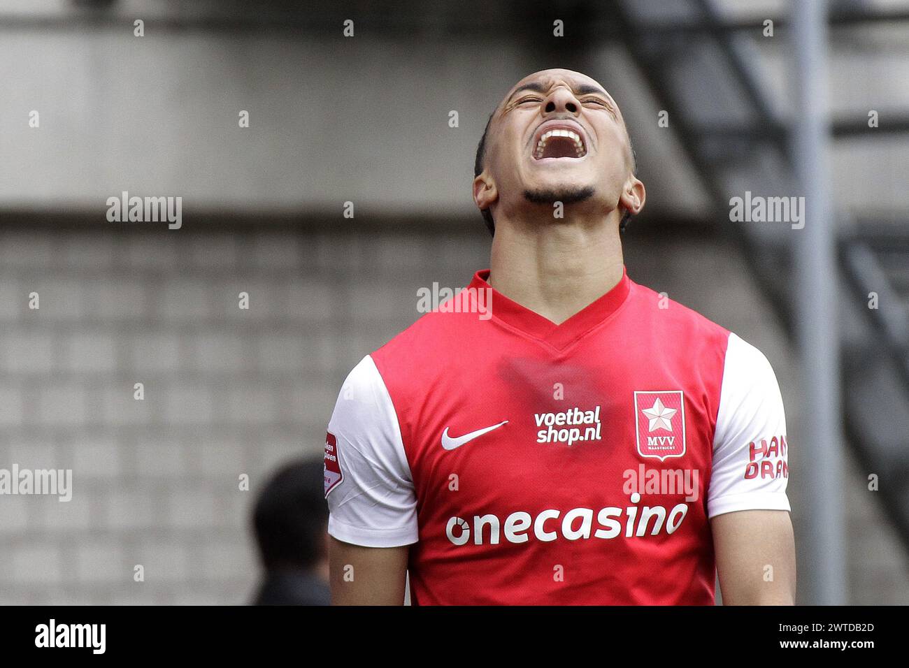 Maastricht, Nederland. 17th Mar, 2024. MAASTRICHT- football, 17-03-2024, stadiom de Geusselt ...