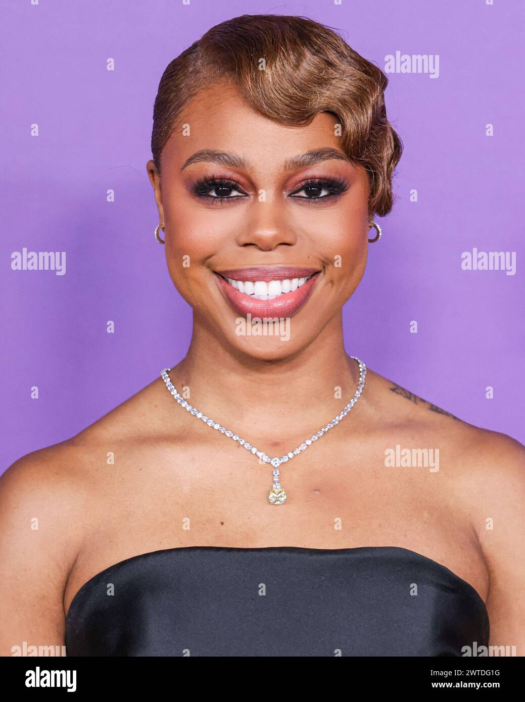 LOS ANGELES, CALIFORNIA, USA - MARCH 16: Gail Bean arrives at the 55th ...