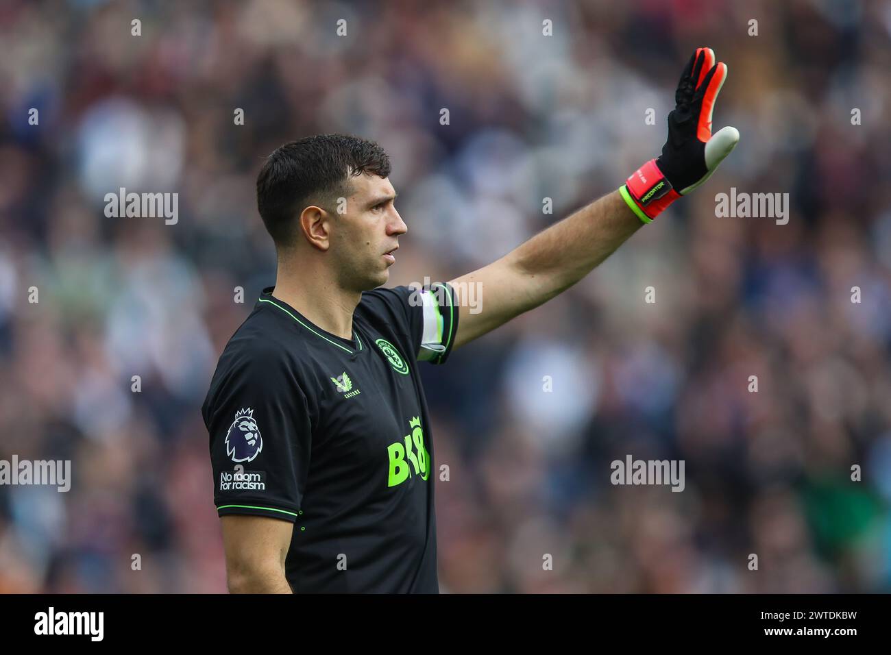 Emiliano Martínez of Aston Villa during the Premier League match West ...