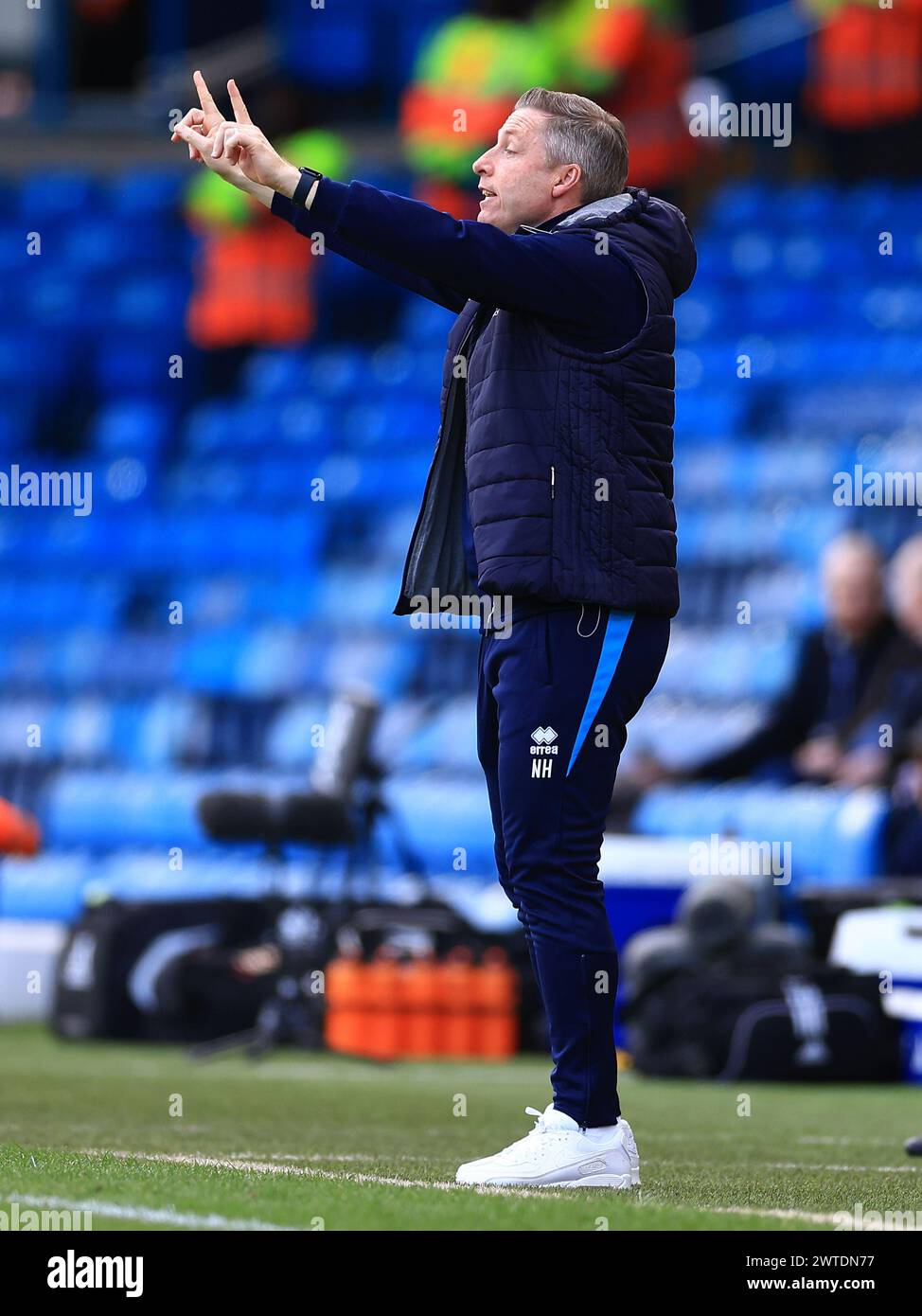 Millwall manager neil harris during the sky bet championship match at ...