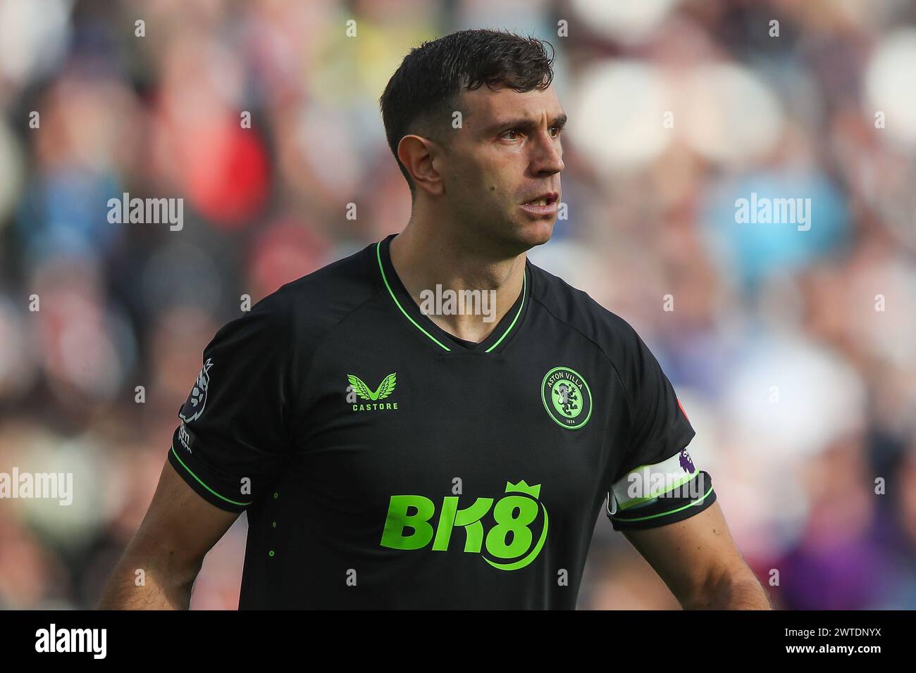 Emiliano Martínez of Aston Villa during the Premier League match West ...