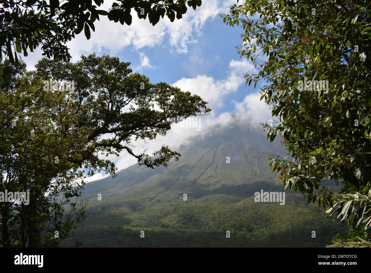 Hot spring bath at a resort by Mount Arenal volcano in Costa Rica Stock ...