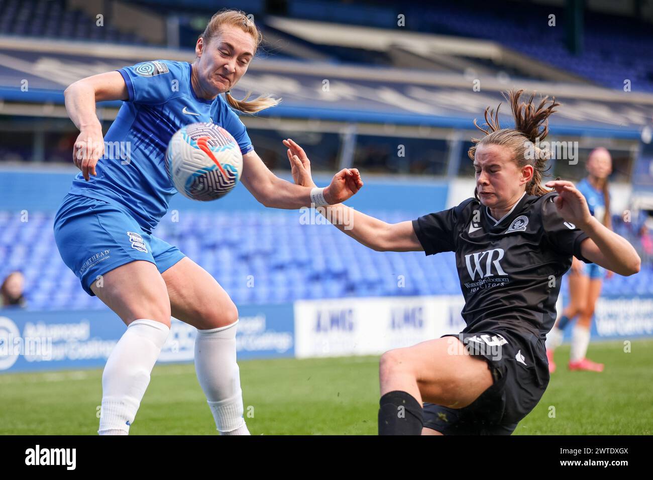 Hannah andrews hi-res stock photography and images - Alamy
