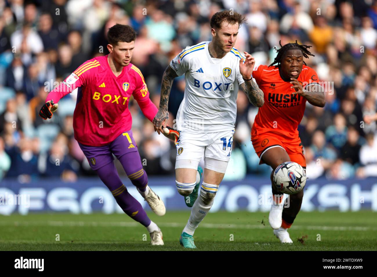Joe rodon leeds united 2024 hi-res stock photography and images - Alamy