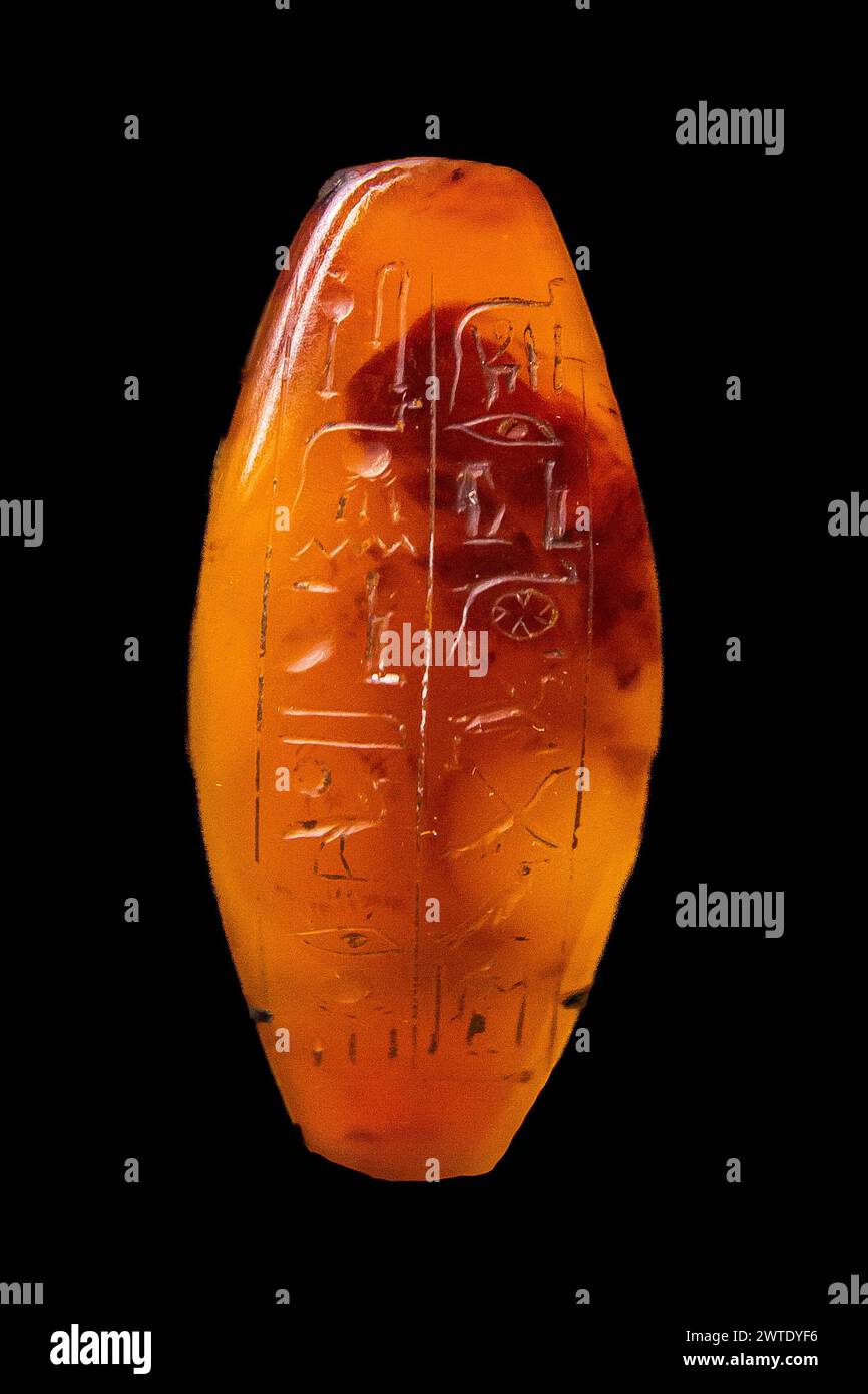 Egypt, Saqqara, Serapeum, amulet "suret", in the shape of an olive ...