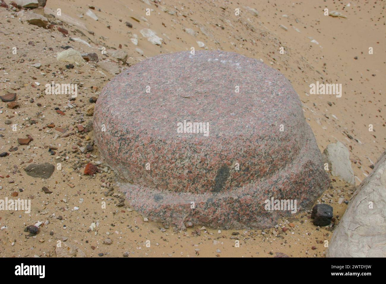 Egypt, Saqqara, ruined item, near Unas causeway Stock Photo - Alamy