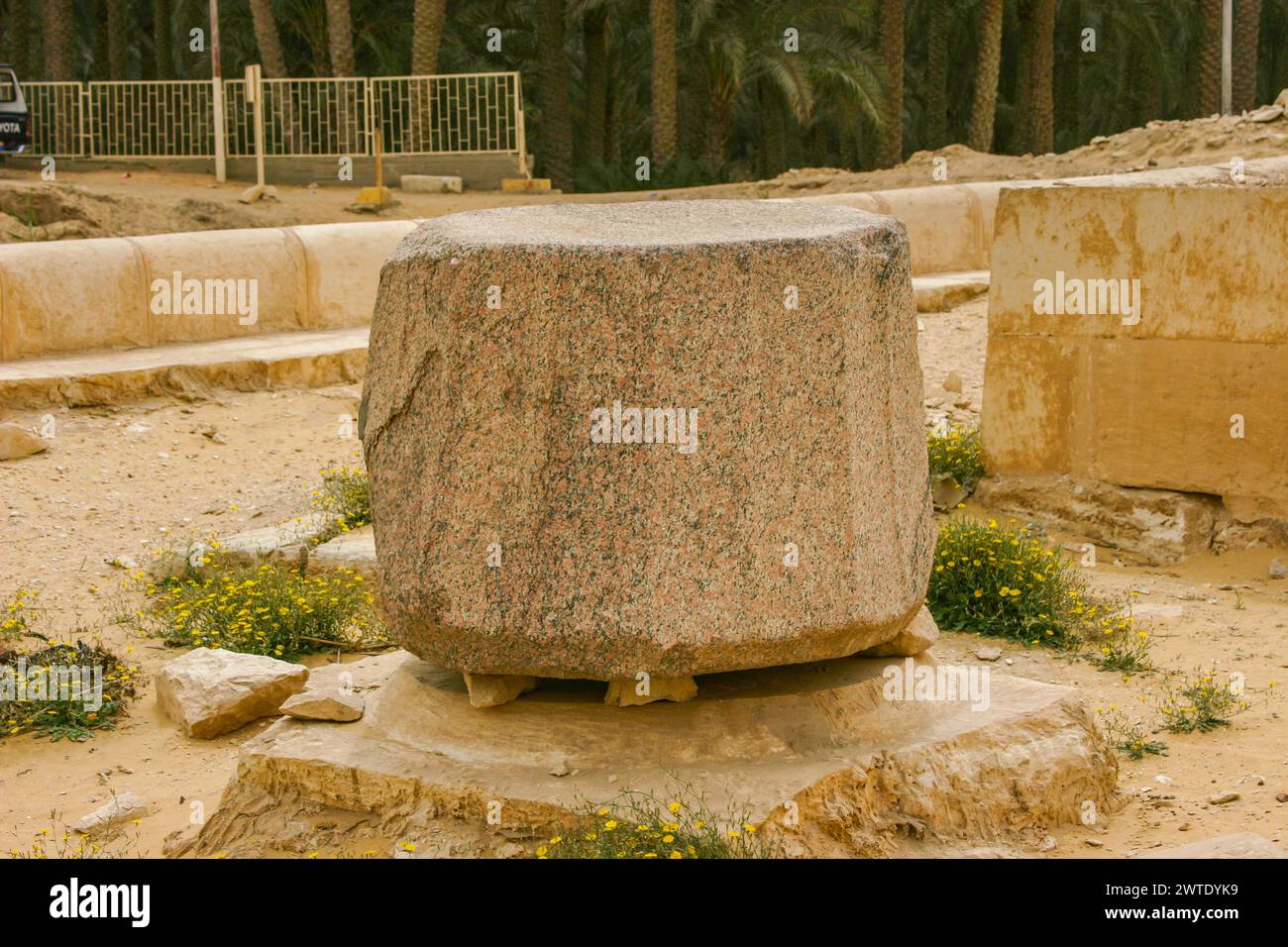 Egypt, Saqqara, the Unas valley temple, in 2007 : Pieces of columns ...