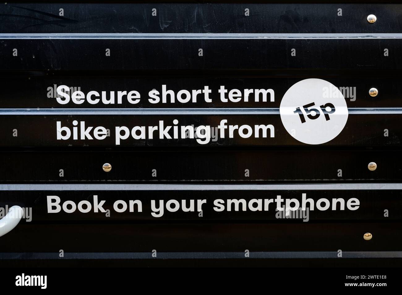 Short term parking hi-res stock photography and images - Alamy