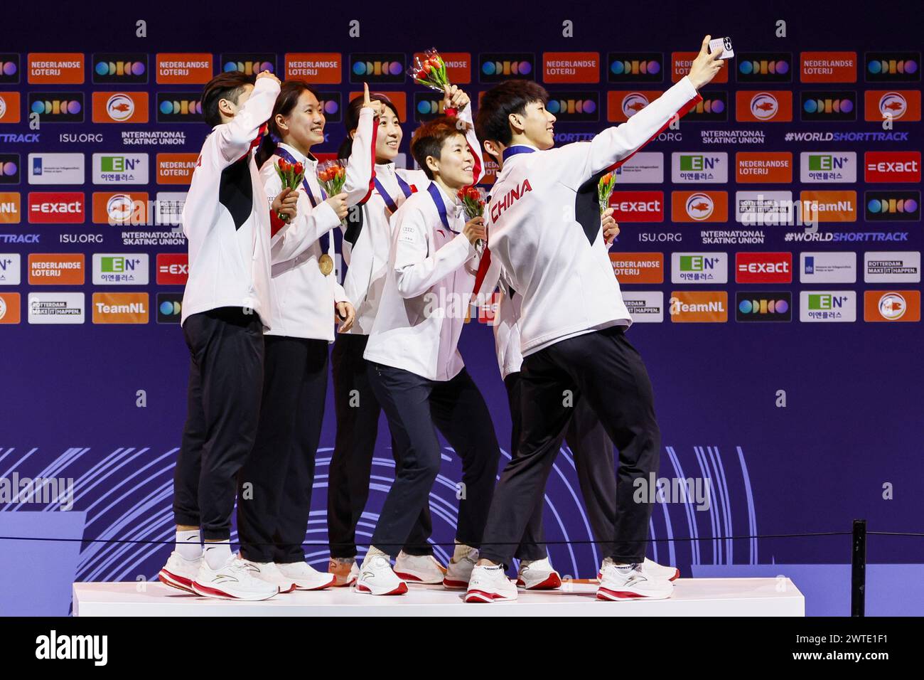 ROTTERDAM - Team China on the podium after the mixed relay at the World ...