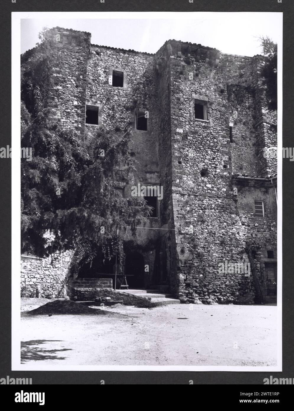 Lazio Viterbo Onano Castello. Hutzel, Max 1960-1990 Post-medieval ...