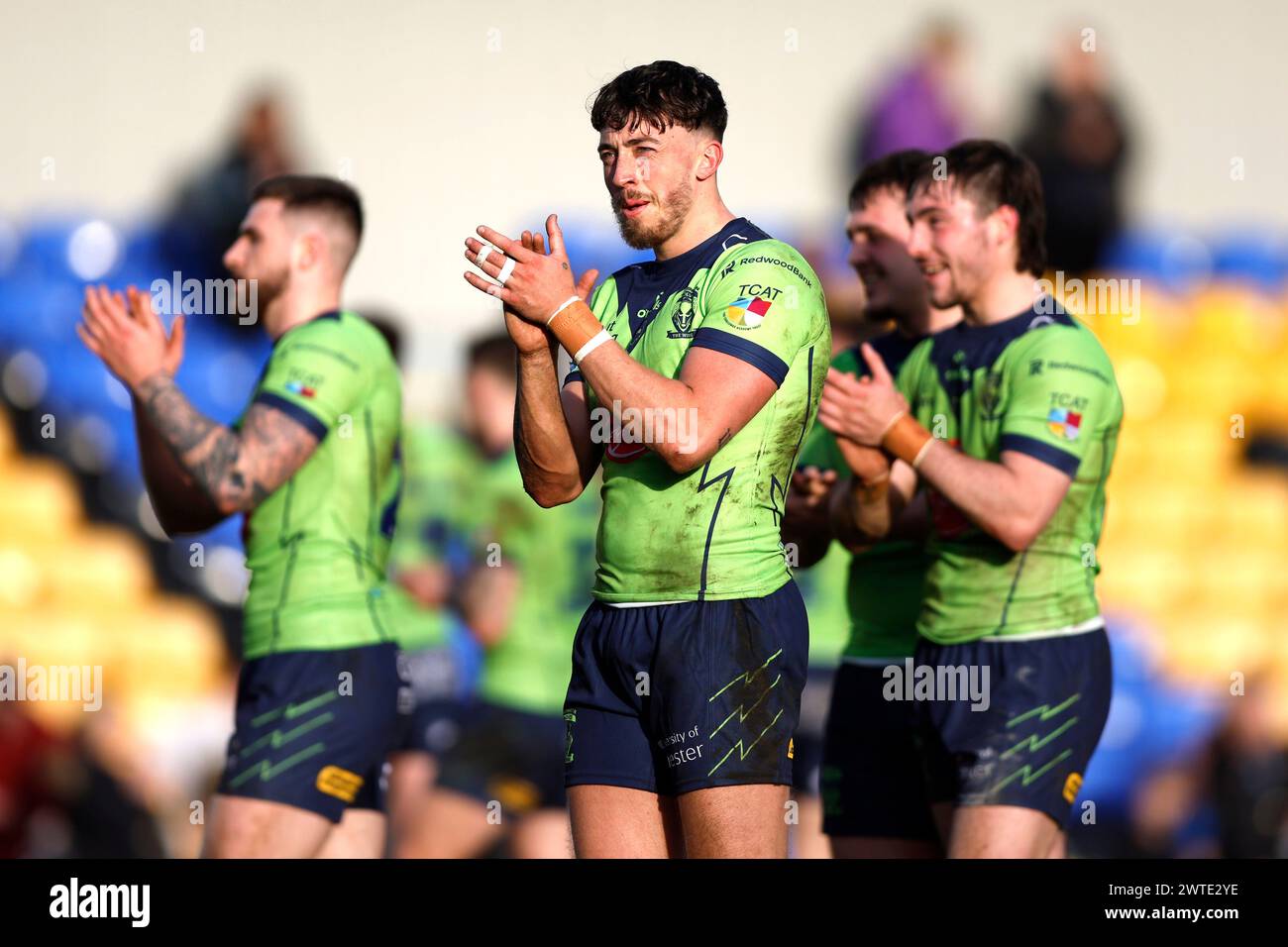London broncos 2024 cherry red fans hi-res stock photography and images ...
